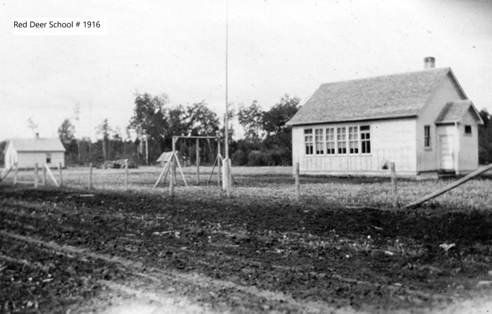 Lac du Bonnet Schools